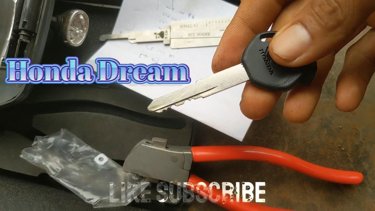 Honda Dream Motorcycle Key Repair & Troubleshooting key reader - YouTube