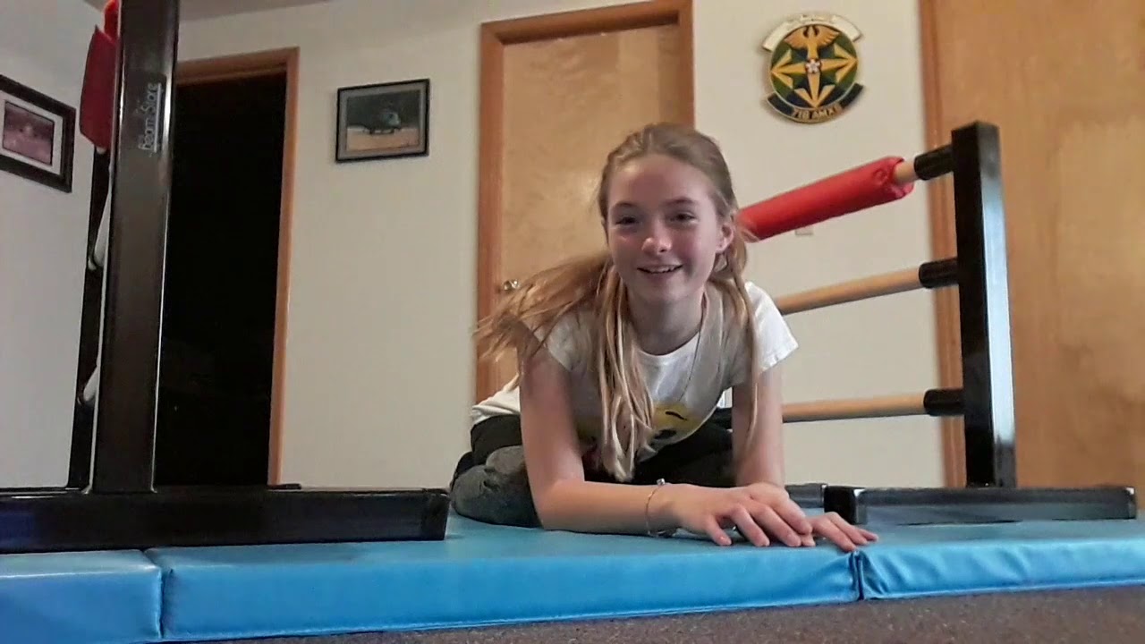 Christmas Contortion!!! (Stretching Ladder) - YouTube