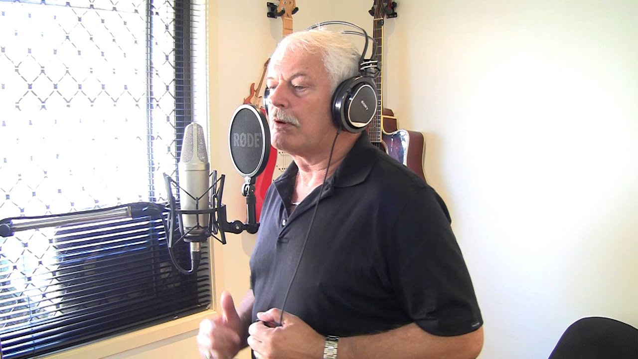 Graeme Meyer - She Believes in Me - YouTube