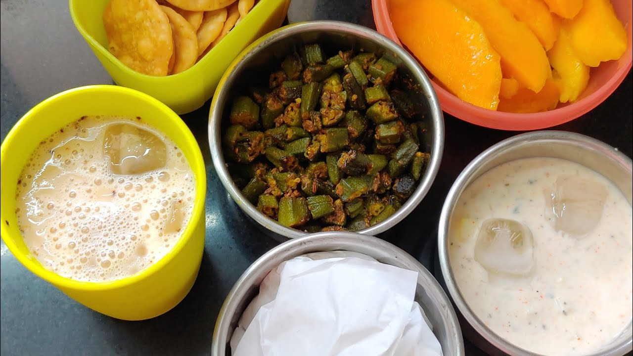 आज का टिफिन रेसिपी , bhindi ki sabji , aloo ka raita , roti , coffee ...