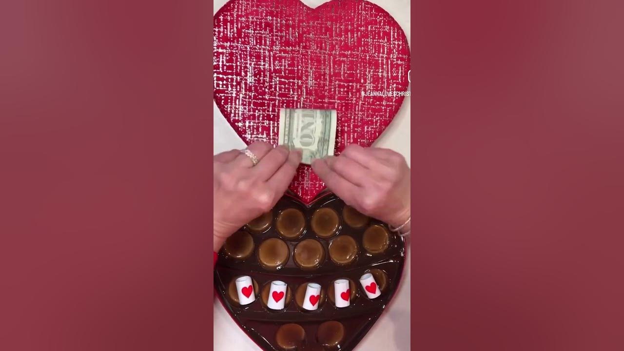 VALENTINE'S DAY Heart Candy Box SURPRISE!!! - YouTube