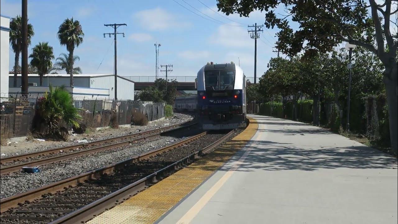 Oxnard Railfanning | AMTK Surfliner 780 at Oxnard Station (With new 60FPS Camera!!!!) - YouTube