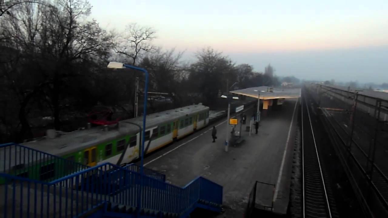 EN57-1924+EN57-1767 - YouTube