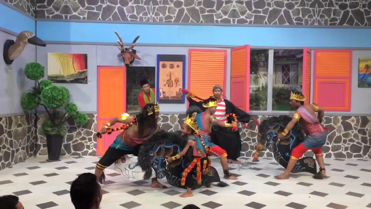 Kejadian lucu di opera van java - YouTube