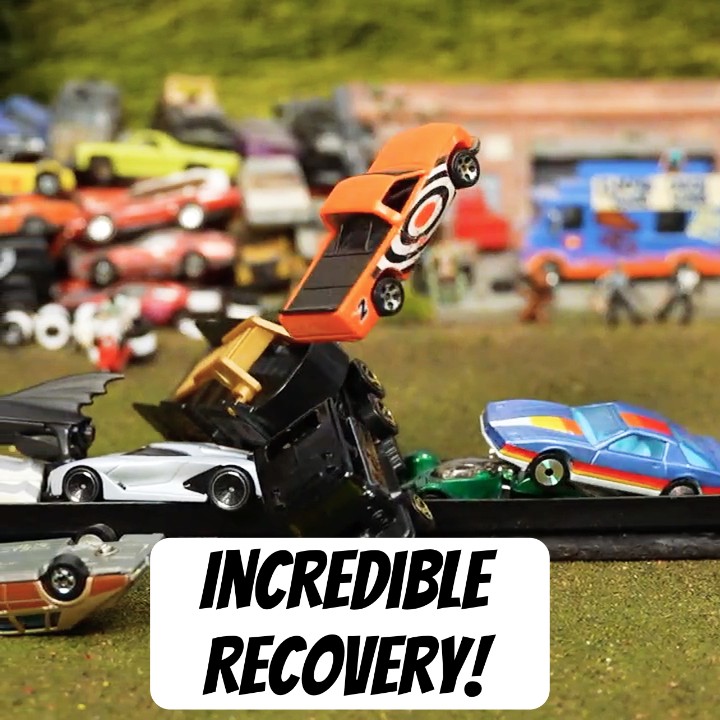 Diecast car crash and amazing recovery #diecastcars #hotwheels # ...