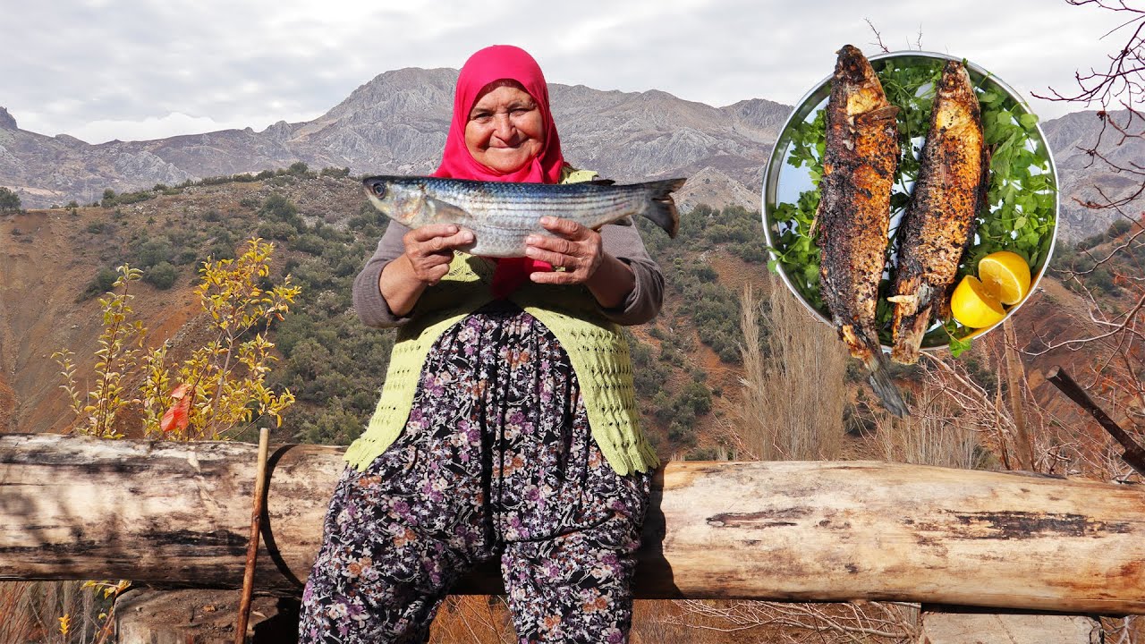 Cooking Stuffed Kefal Fish in the Village / Rural Cooking Vlog - YouTube