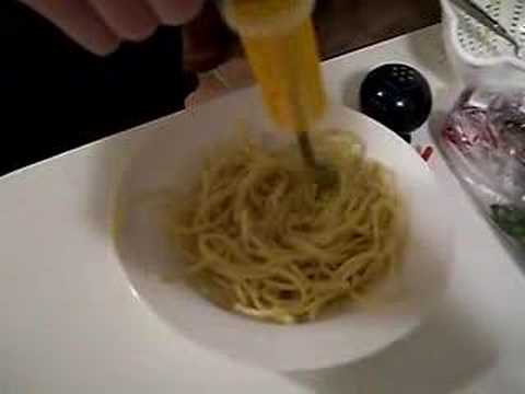 KNex spaghetti spinner - YouTube