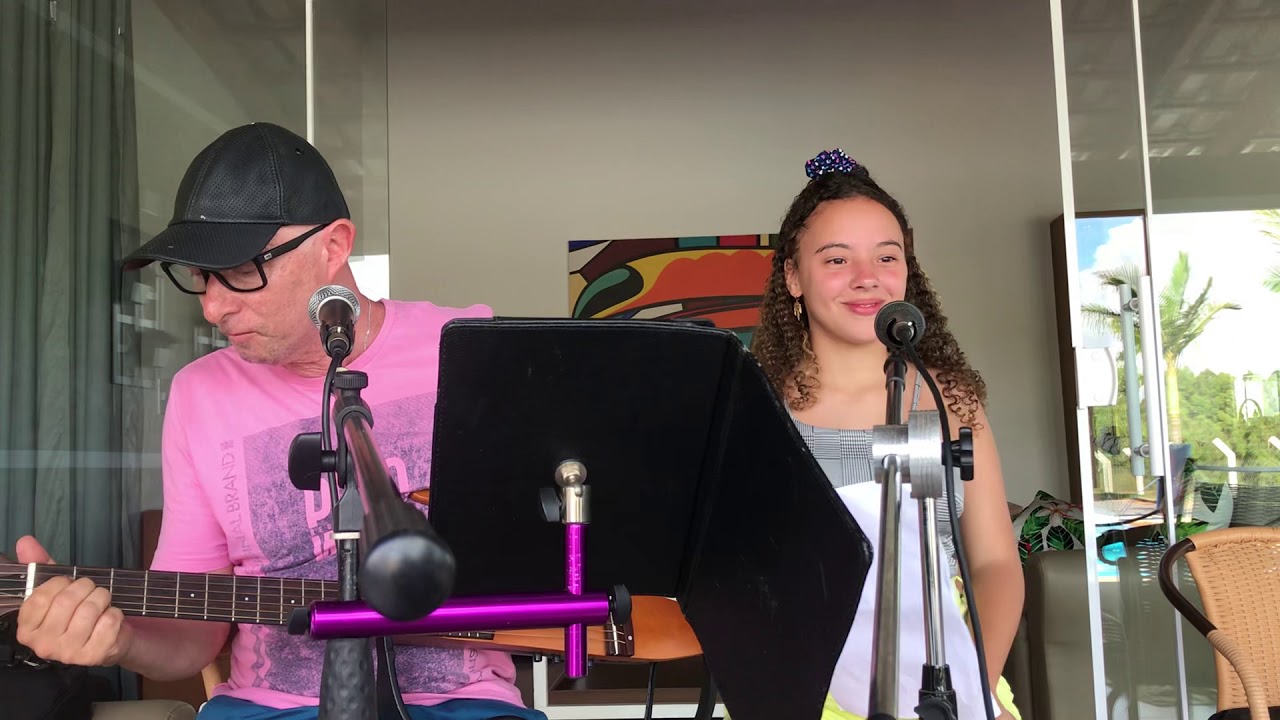 Cantando com Amanda - YouTube