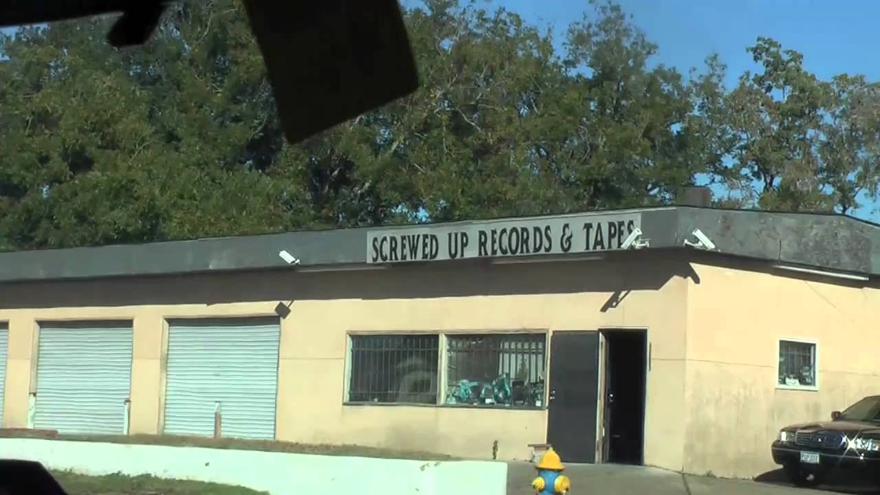 SlumAlot DJ Drejskie and Lock at DJ SCREW SHop - YouTube