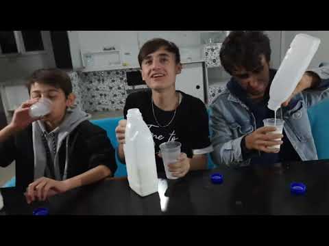 AYRAN İÇME KAPIŞMASI