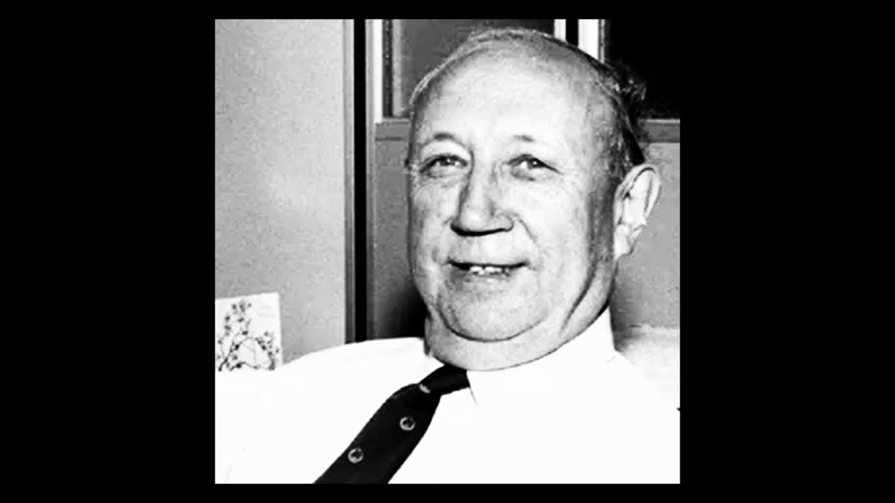 Gordon Sinclair - Showbusiness, News + commentary, Aug 7, 1974 - YouTube