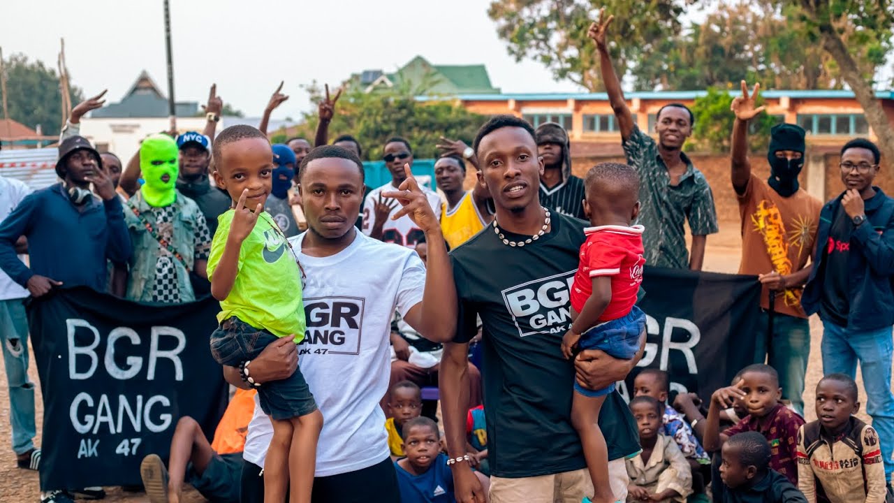 BIBEBINJA feat. LORIC OBS - BGR FREESTYLE part.1( Clip officiel) - YouTube