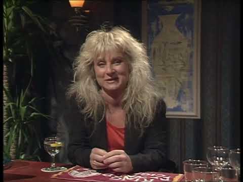 Helen Lederer - Girl At The Bar - 1989 Naked Video Season 4 Episode 1