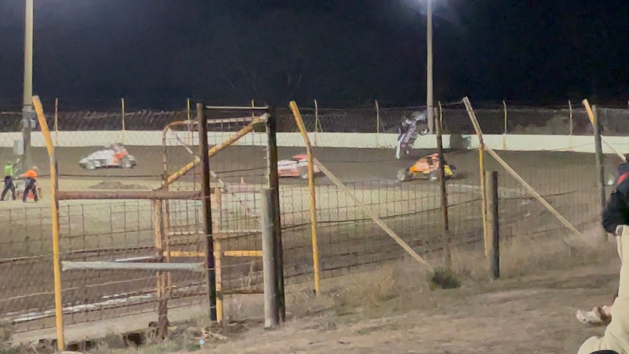 Wingless Sprints Cameron O’Brien Wild Ride Mid-Western Speedway ...