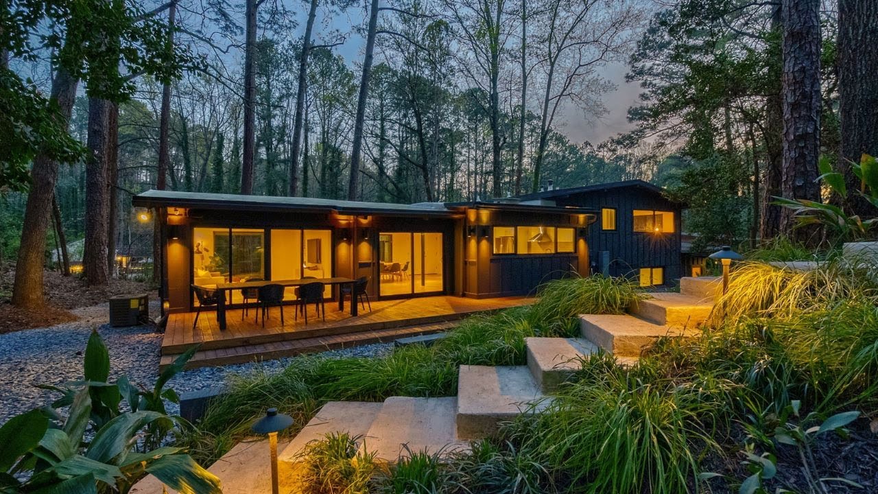 ATLANTA'S FINEST MIDCENTURY MODERN HOME! - YouTube