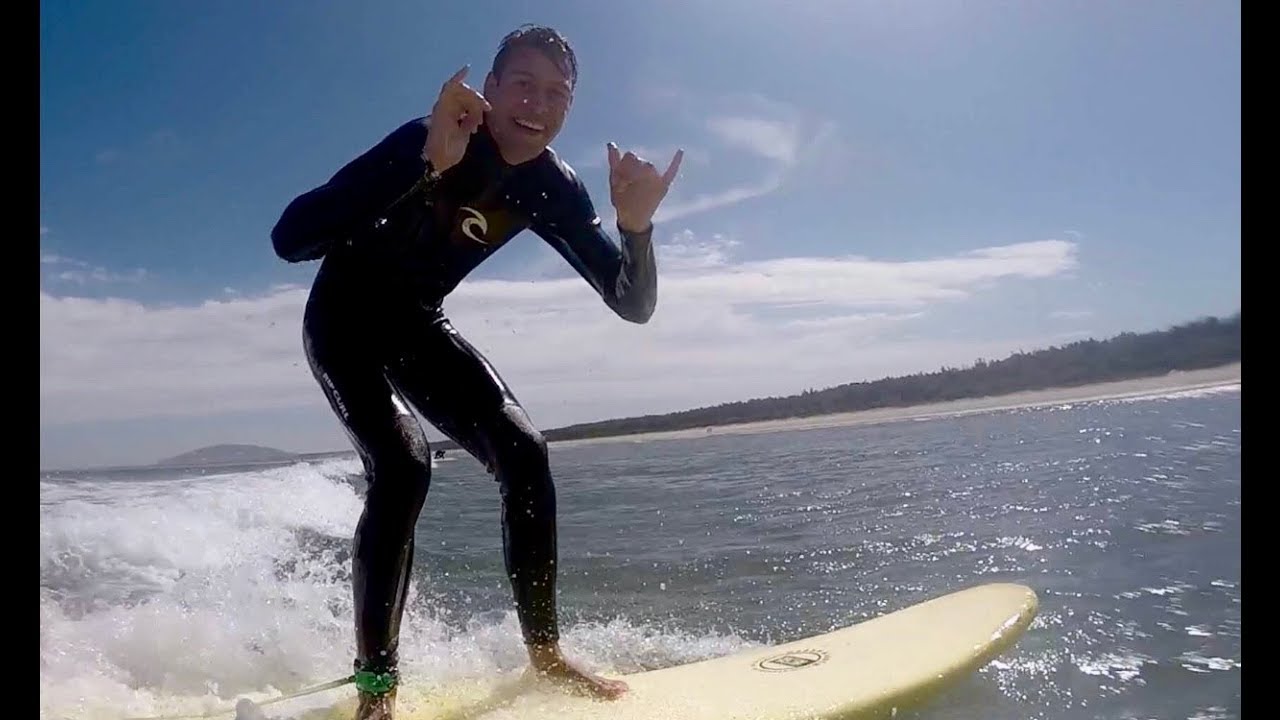 Surfing in a surfcamp! Australia VLOG 2 - YouTube