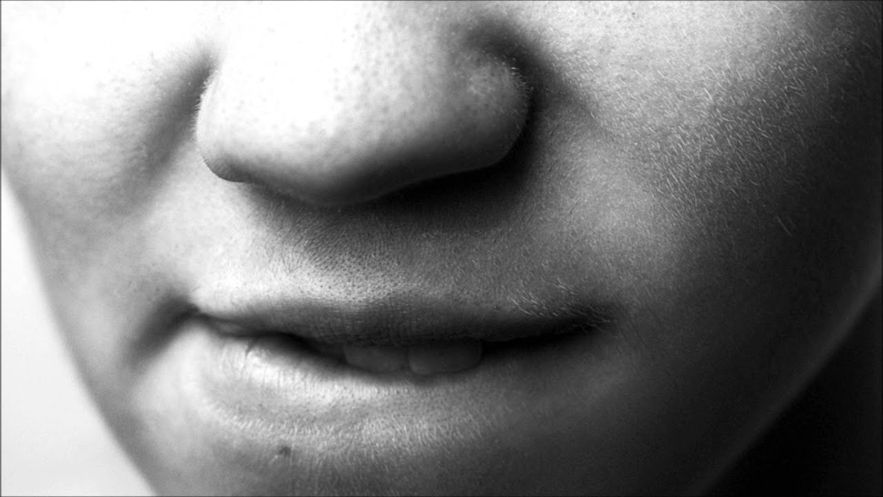 Grimes - Skin (official instrumental) - YouTube