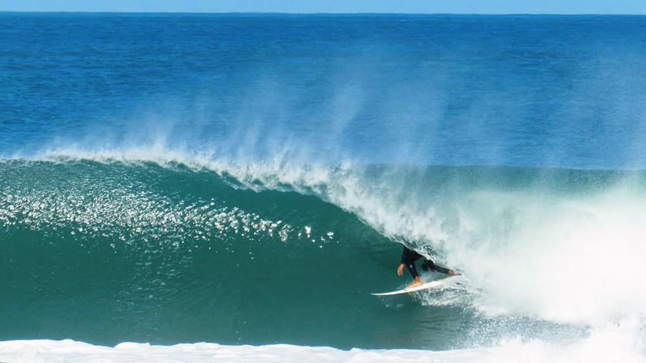 Vento Terral e Bons Tubos em Maresias - YouTube