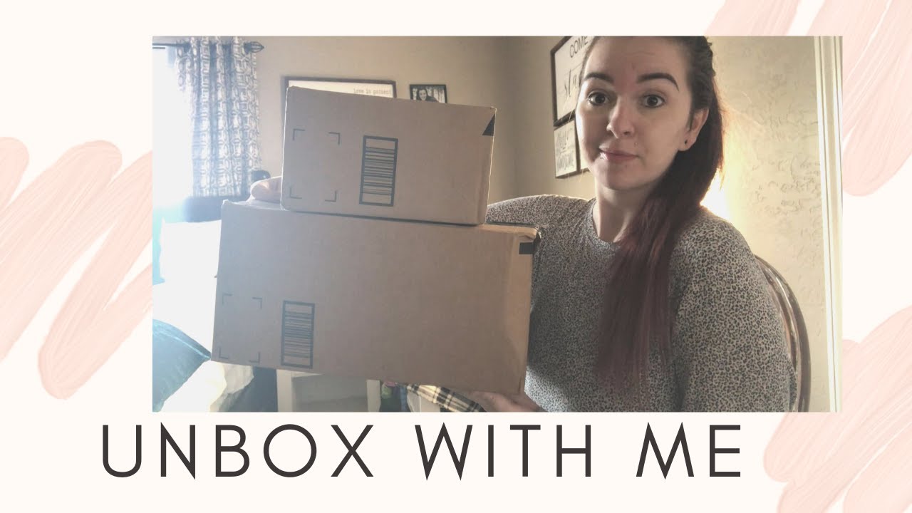 UNBOX WITH ME // WHAT IS IT?! - YouTube