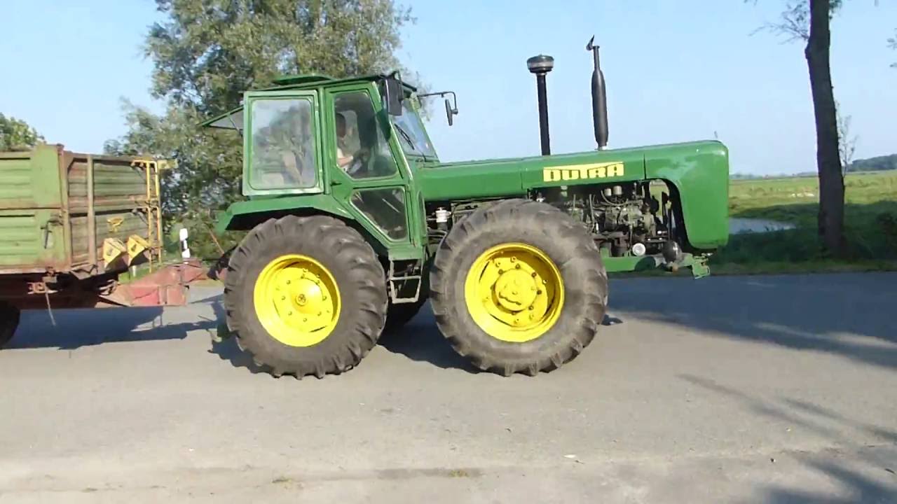 DUTRA 1000 und John Deere 7700 schnelle Vorbeifahrt in Nordfriesland ...