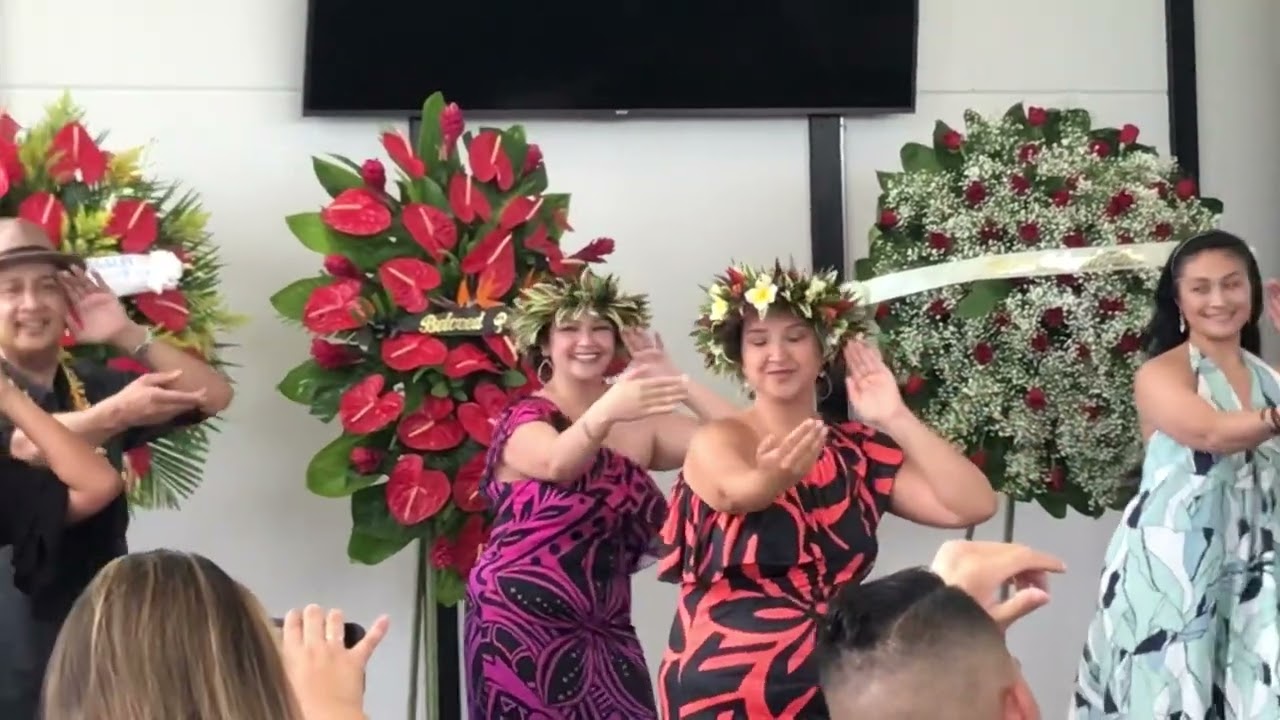 Henry Makua Ohana dancing Kou Maka U’i (a song written by Henry K Makua ...