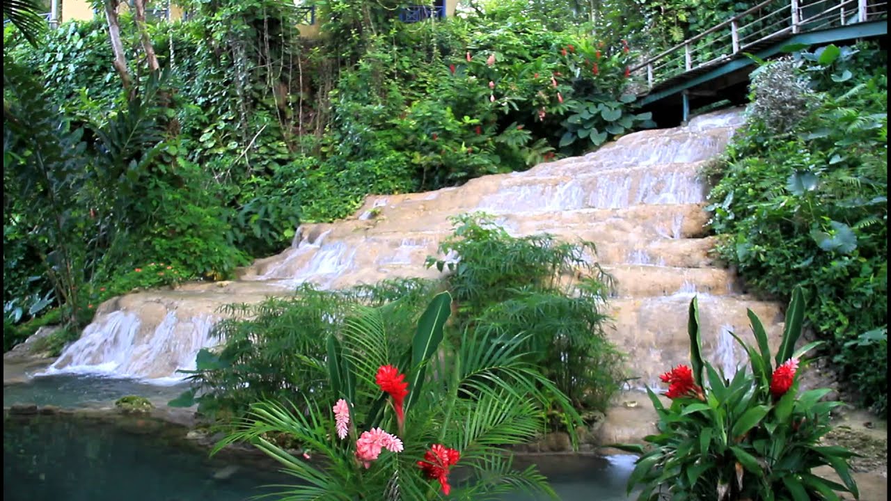 World of Waterfalls: Mahoe Falls - YouTube