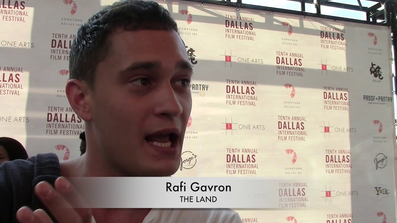 DIFF 2016 Red Carpet: Rafi Gavron - THE LAND - YouTube