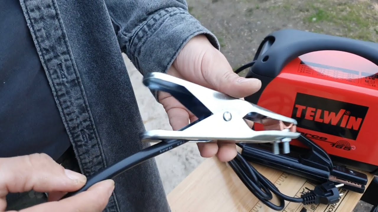 Telwin Force 165 Invertor Welding Wires Cables Setup ready for work ...