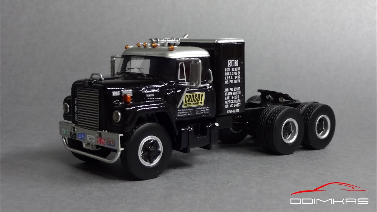 International Harvester Fleetstar F-2000-D | NEO Scale Models ...