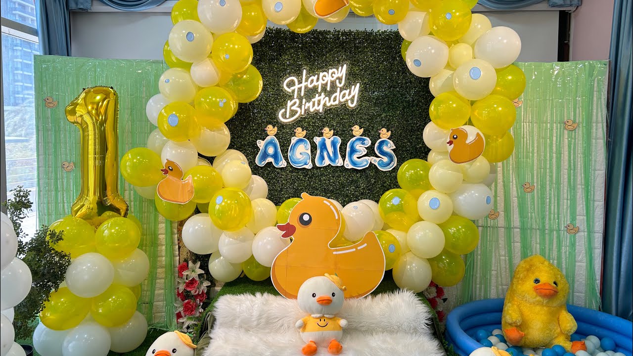 Duck Themed Birthday Party - YouTube