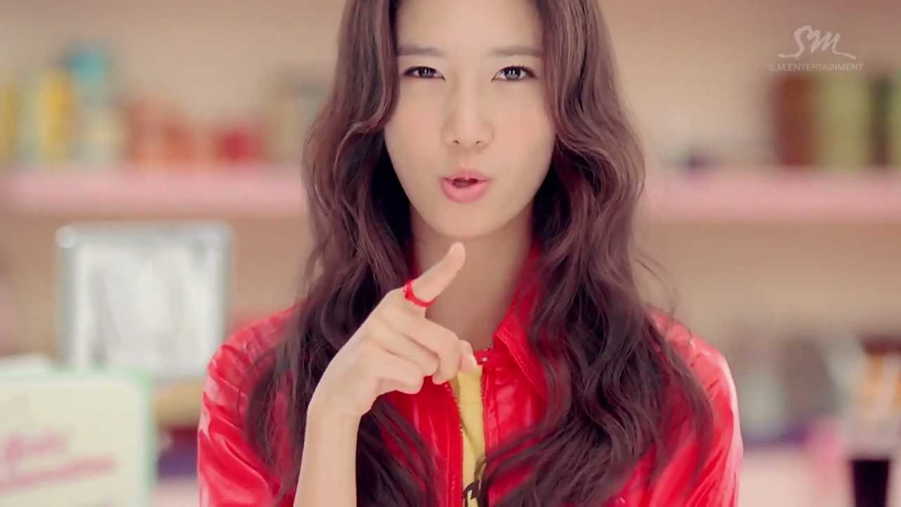 SNSD - Dancing Queen (MV) [HD] - YouTube