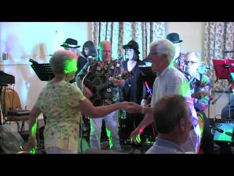 PHOENIX VARIETY SHOWGROUP, 2ND SPOT END OF NIGHT - YouTube