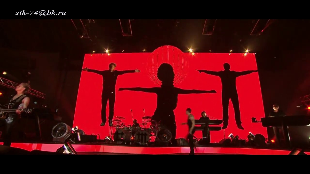 Depeche Mode - Personal Jesus (Tour of the Universe Live In Barcelona ...