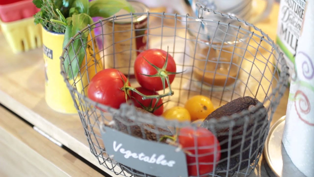 Eating in Color Trailer - YouTube