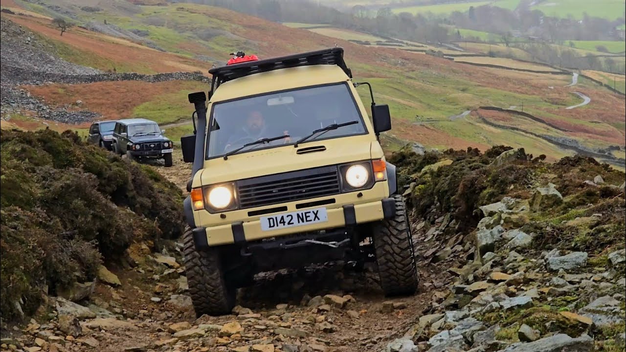 Off Road in a Storm, 4x4 breaks on the trail. - YouTube