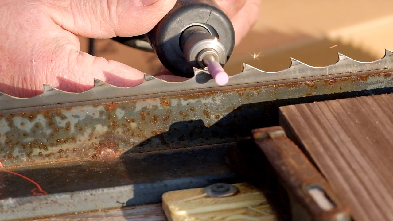 Sharpening bandsaw blade at home for almost FREE. - YouTube