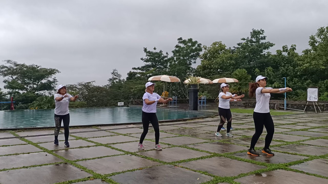 senam aerobik ringan beregu#SS Gadis@erobic - YouTube