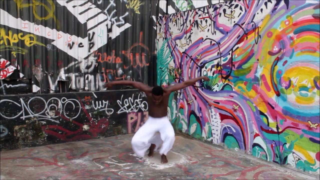 Danza Yanvalou de Haiti - YouTube