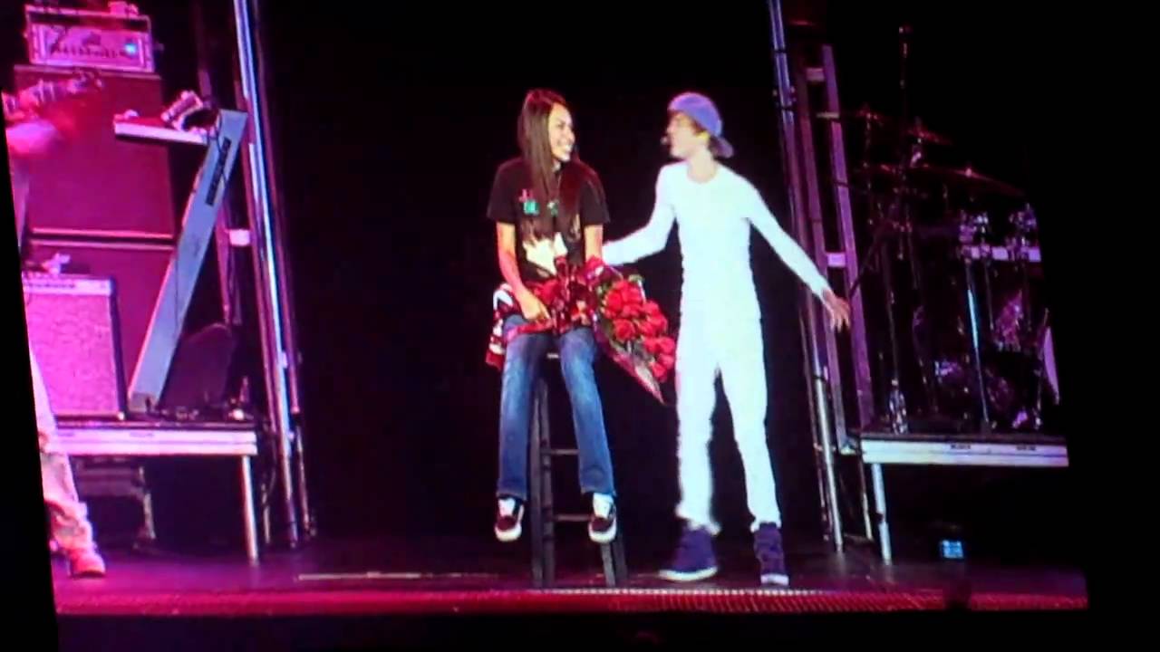 One Less Lonely Girl (Live) - Justin Bieber - Arco Arena - October 22 ...