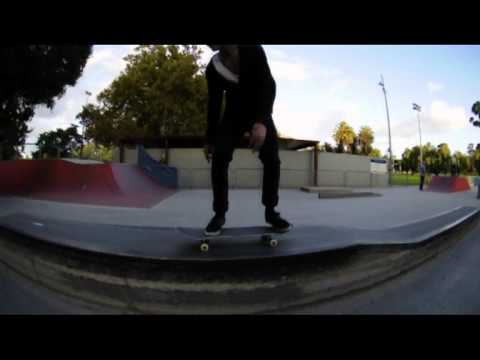 Aaron Lister knows Kickflips - YouTube