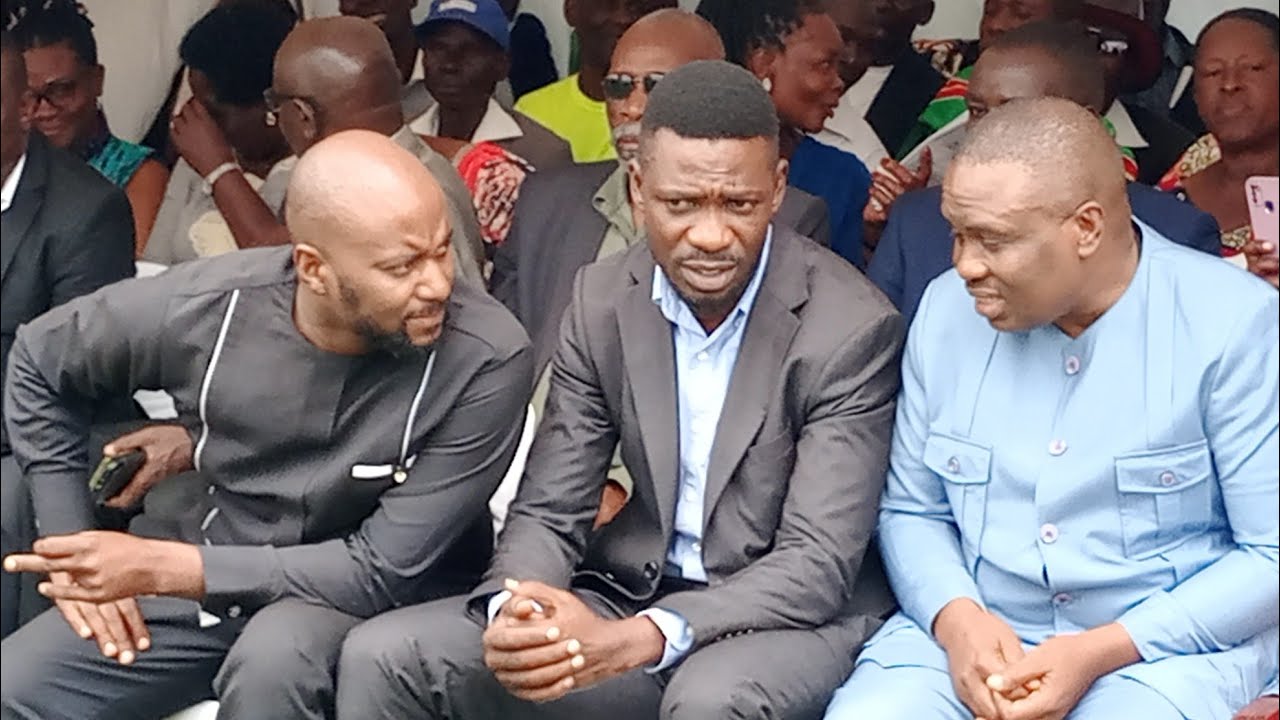 Bobi Wine At The Burial Of Wafula Ogutu's Wife In Bugiri - YouTube