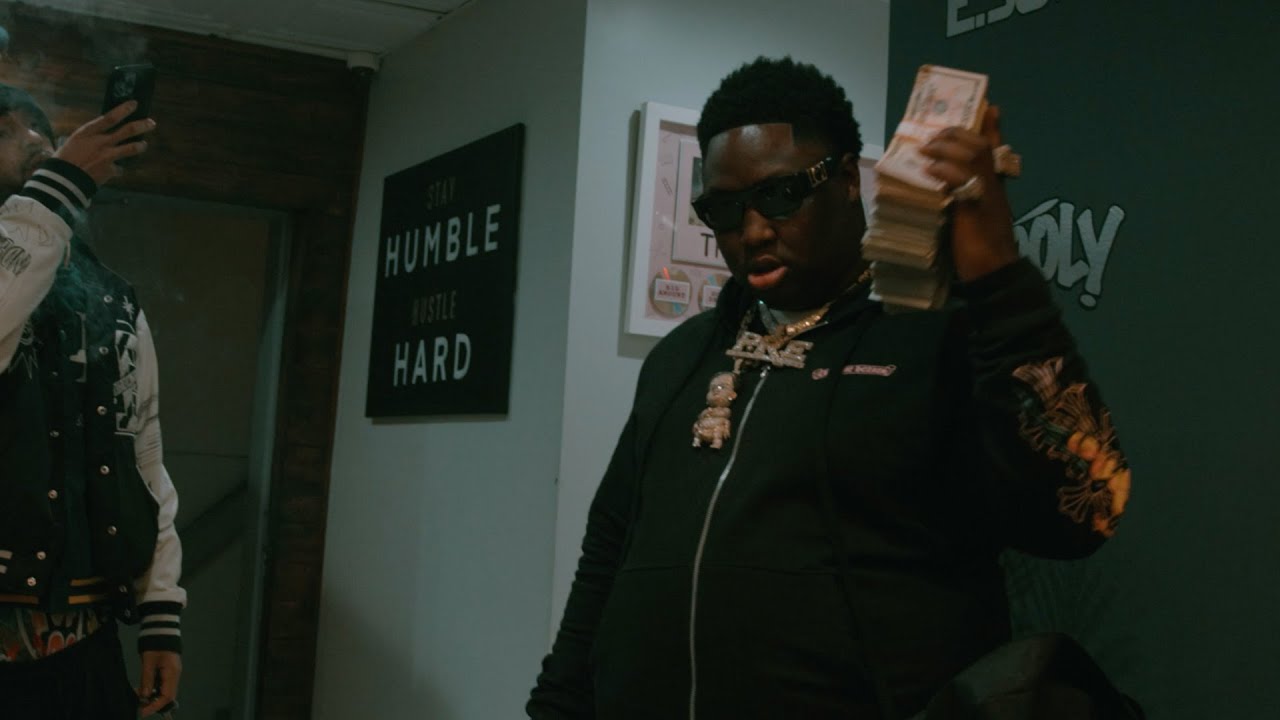 Big Moochie Grape - WAKE EM UP (Official Video) - YouTube