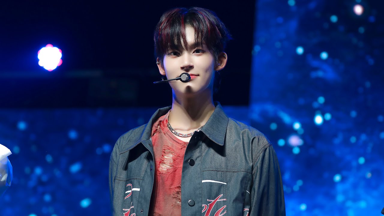 221108 나인아이 서원 Young Boy 직캠 / NINE.i SEOWON - YouTube