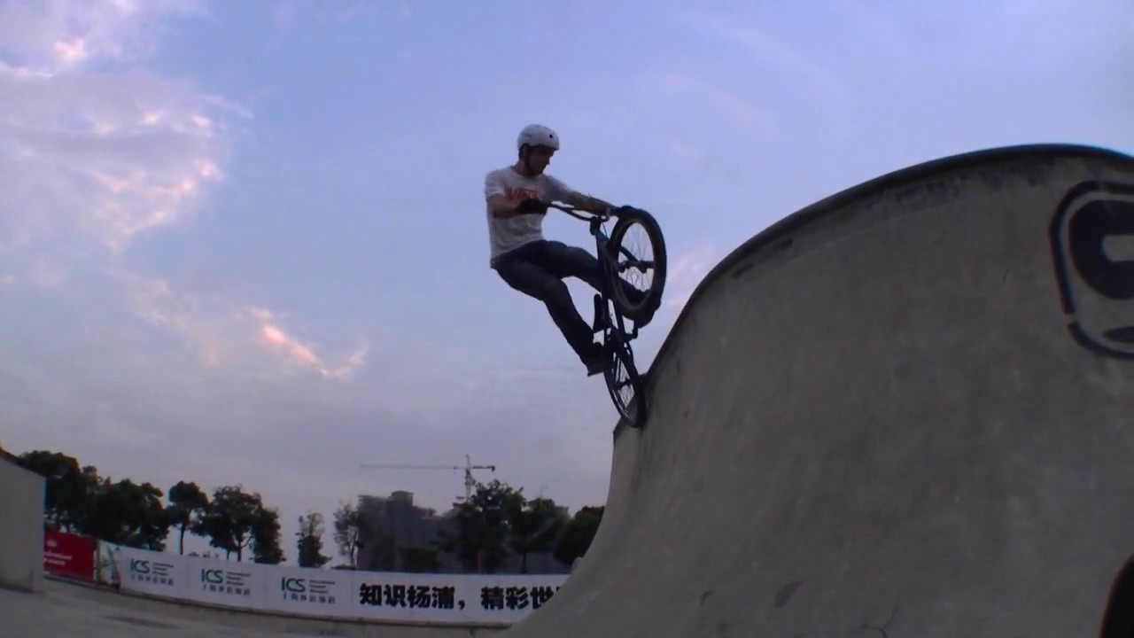Riding BMX bikes in Shanghai China! BMX travel - YouTube