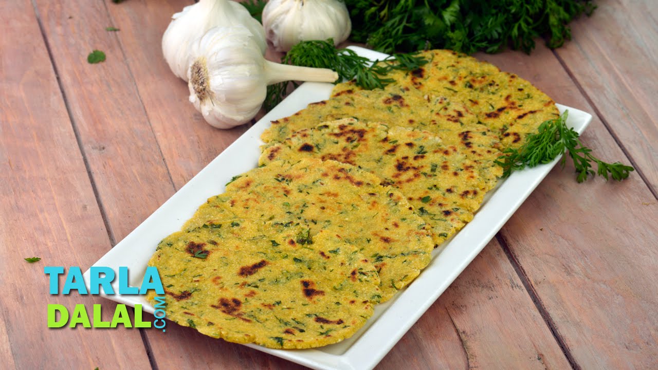 Garlicky Makai Roti by Tarla Dalal - YouTube