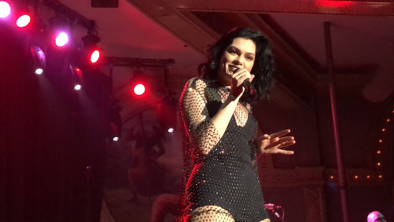 Jessie J Think About That Do It Like A Dude Live Youtube