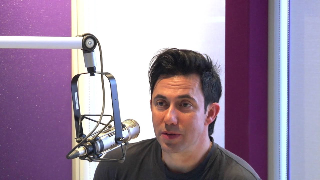 David Kau on MBD - His take on the JMPD Officer v Clive Naidoo - YouTube