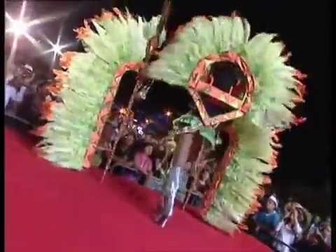 Renata Pinheiro em Milão no Festival Latino Americano com o IPANEMA SHOW