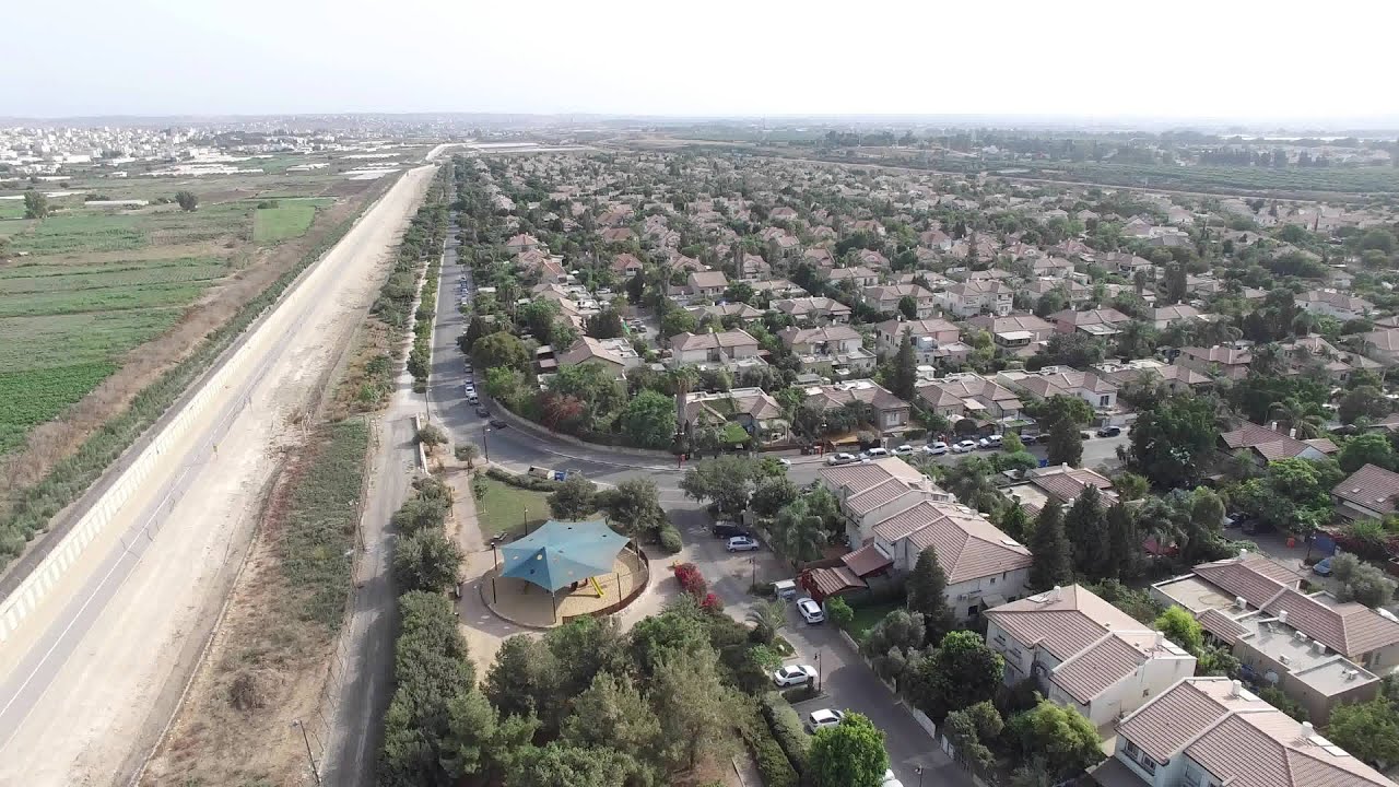 Bat Hefer DJI P3 4K - YouTube