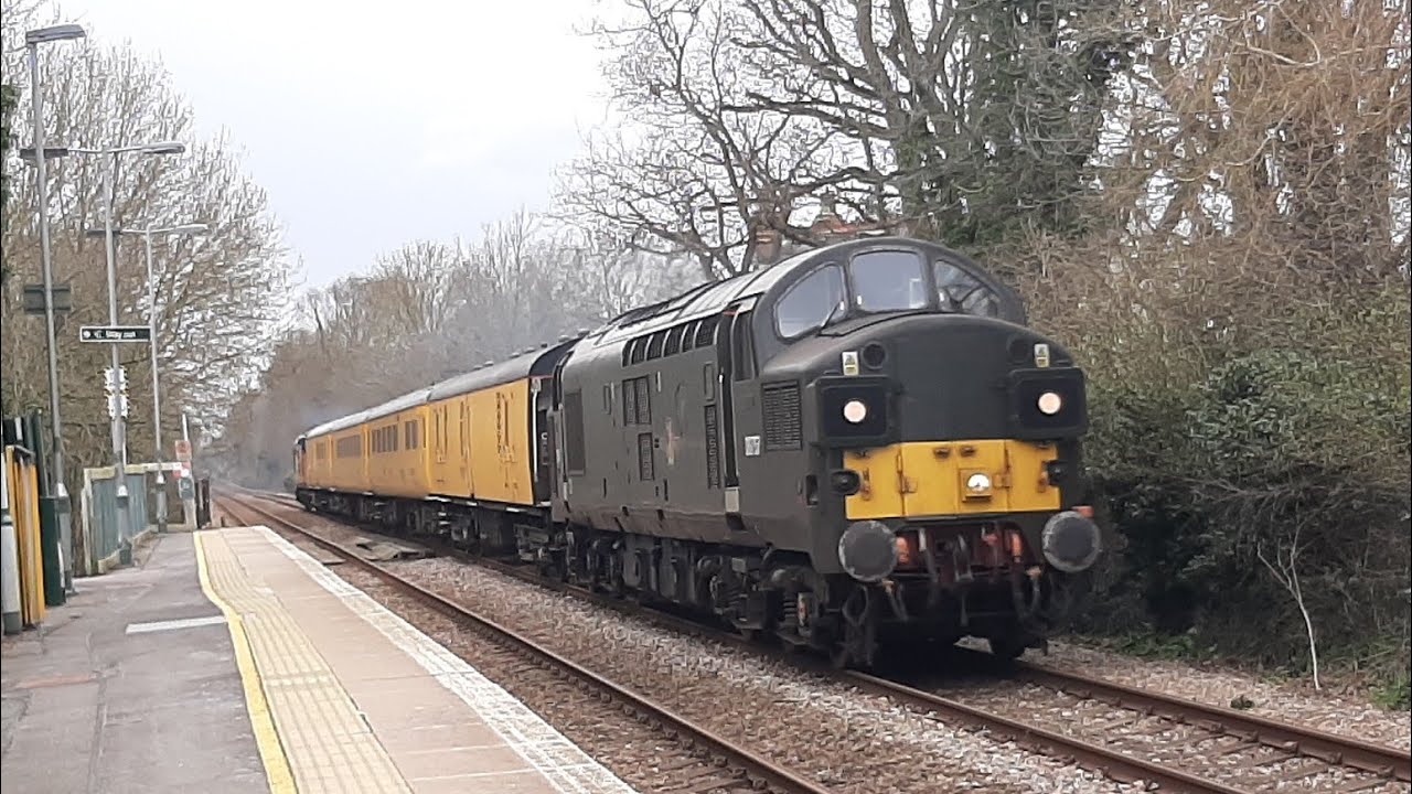 BR D6757 TnT Colas 37099 accelerate through Ham Street hauling a NR ...